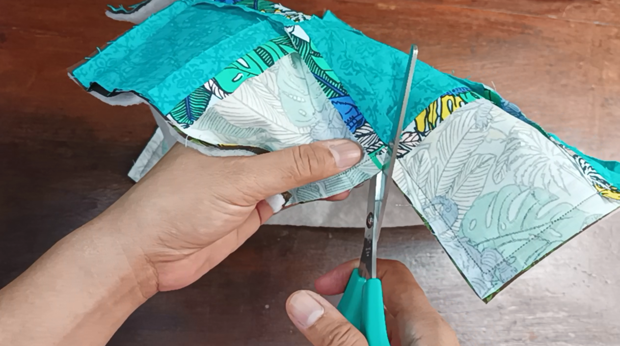 DIY Taplak Meja Kain Perca Pola Zig Zag